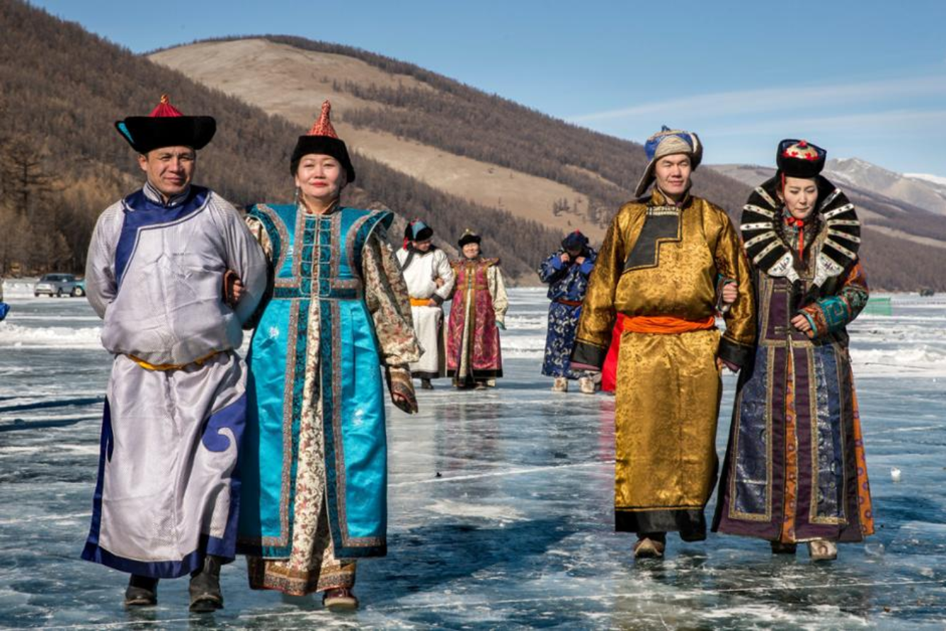 Kinh nghiệm du lịch Tsonjin Boldog: Nơi đất trời Mông Cổ thì thầm sử ...